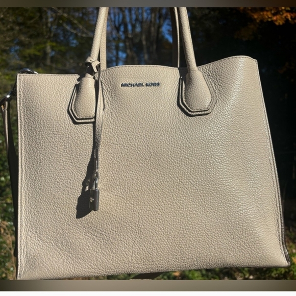 Michael Kors | Bags | Michael Kors Studio Mercer Large Convertible Tote ...
